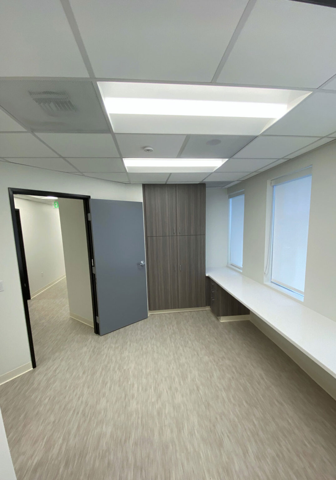Encino Medical Plaza Suite 228 office room full view | Alpha Omega ...